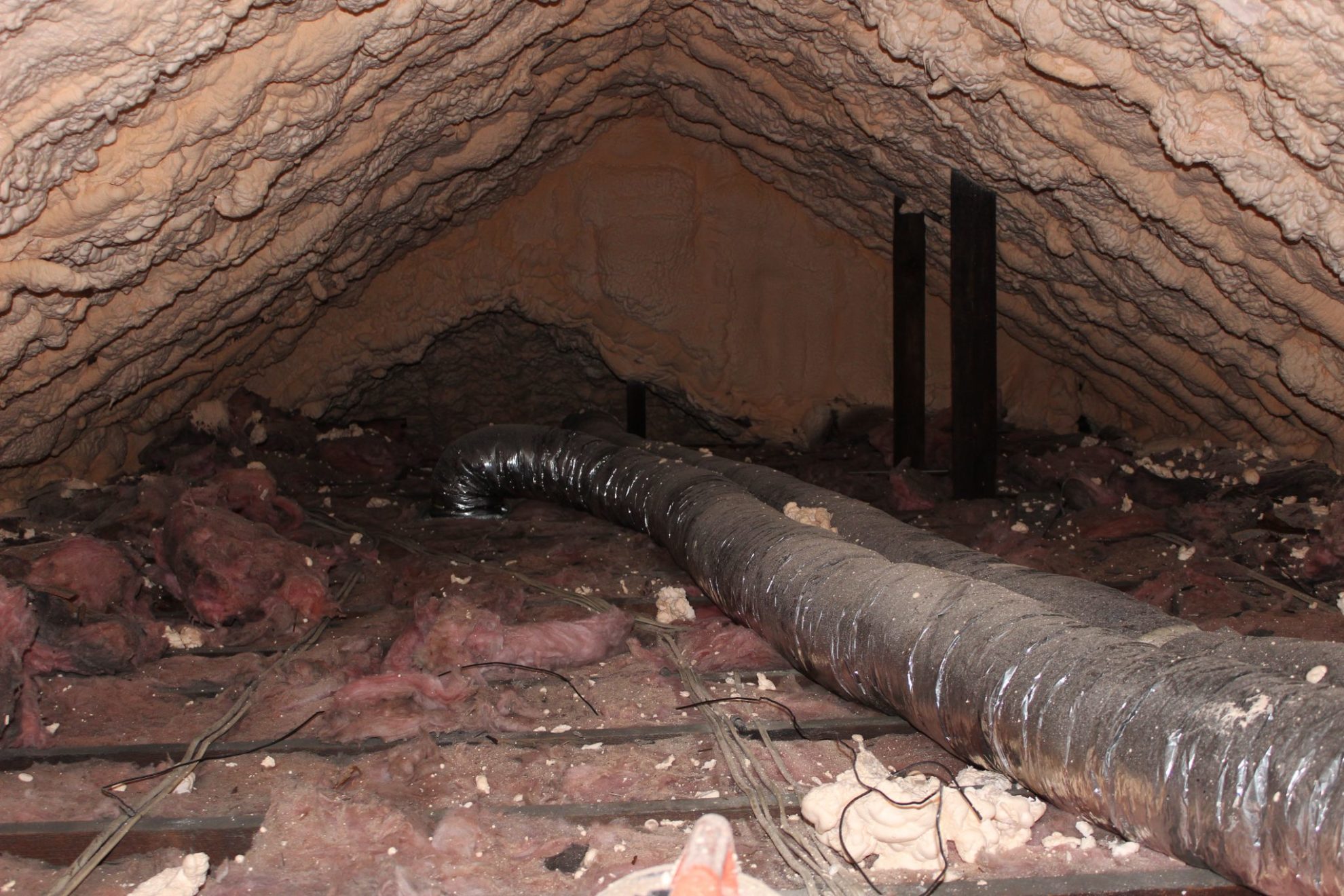 Spray Foam versus Batt Insulation Why spray foam is better - Sunlight ...